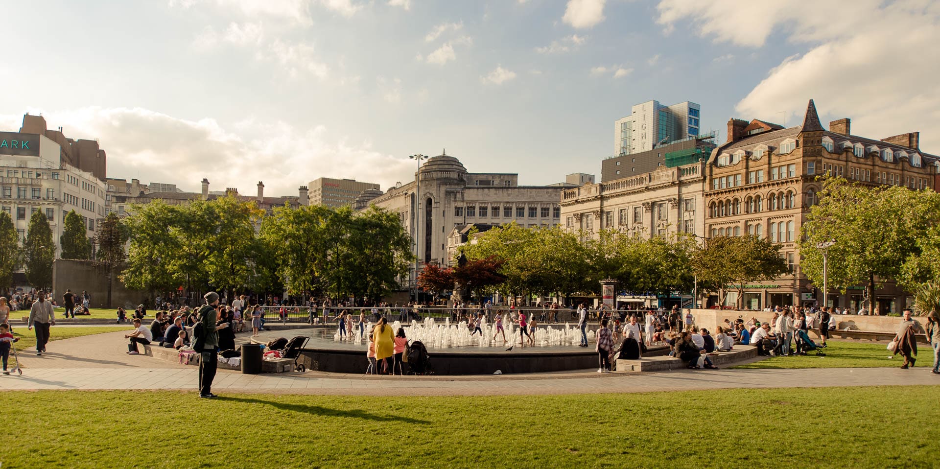 Manchester City - Serviced Apartments Manchester| PREMIER SUITES Manchester